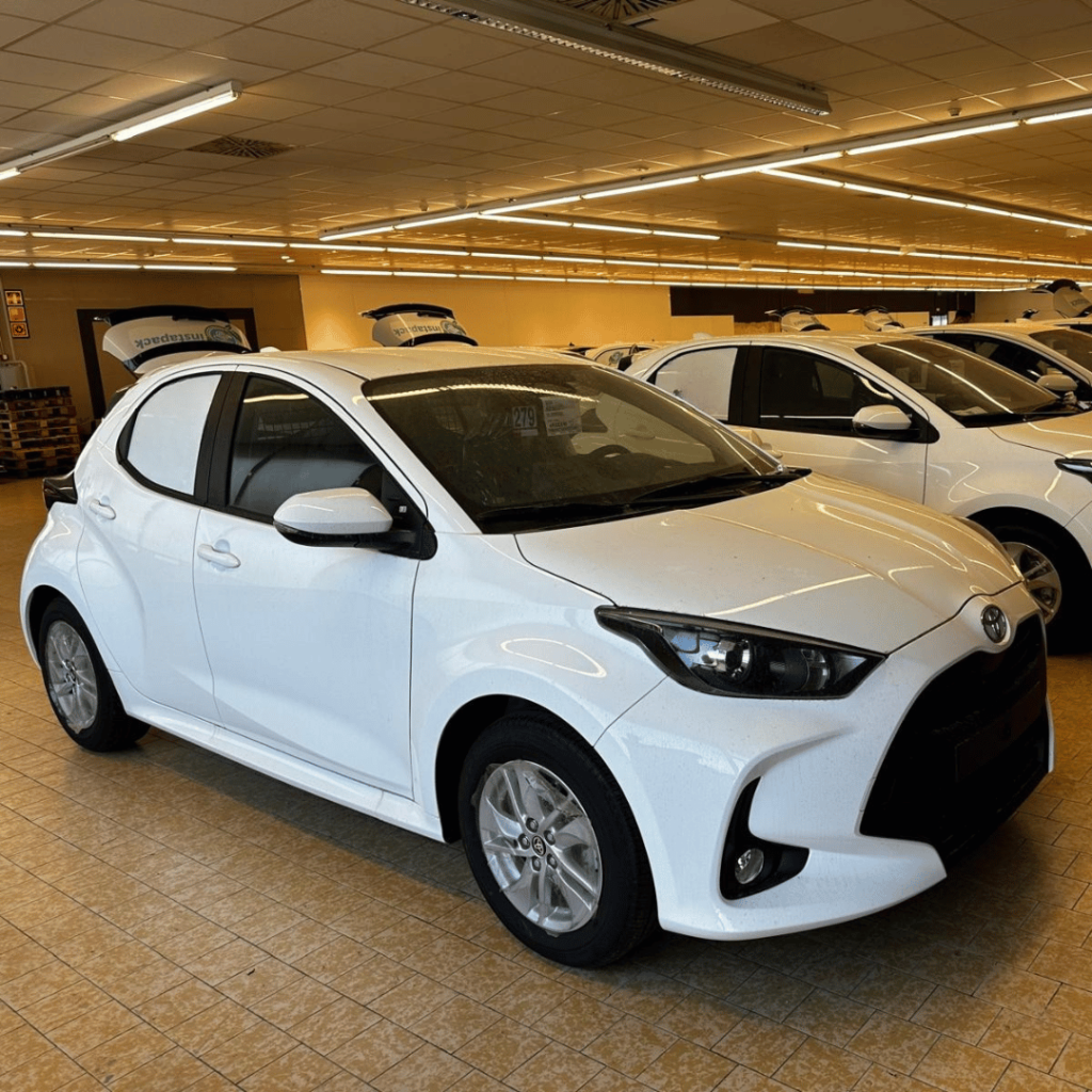 Toyota Yaris VAN - Turismos de alta capacidad de carga - Zago